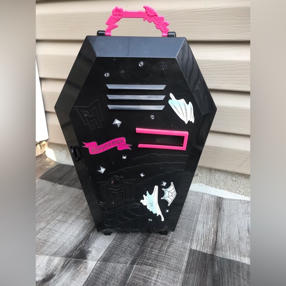 monster high | Toys | Monster High Fangtastic Coffin Locker Storage Carry Case | Poshmark
